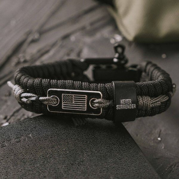 What Is Paracord? Find Out Before You Get Yourself In A Knot